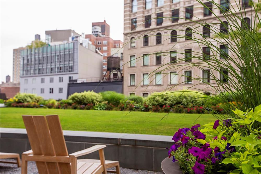 Union Square Rooftop | Award-Winning NYC Landscape